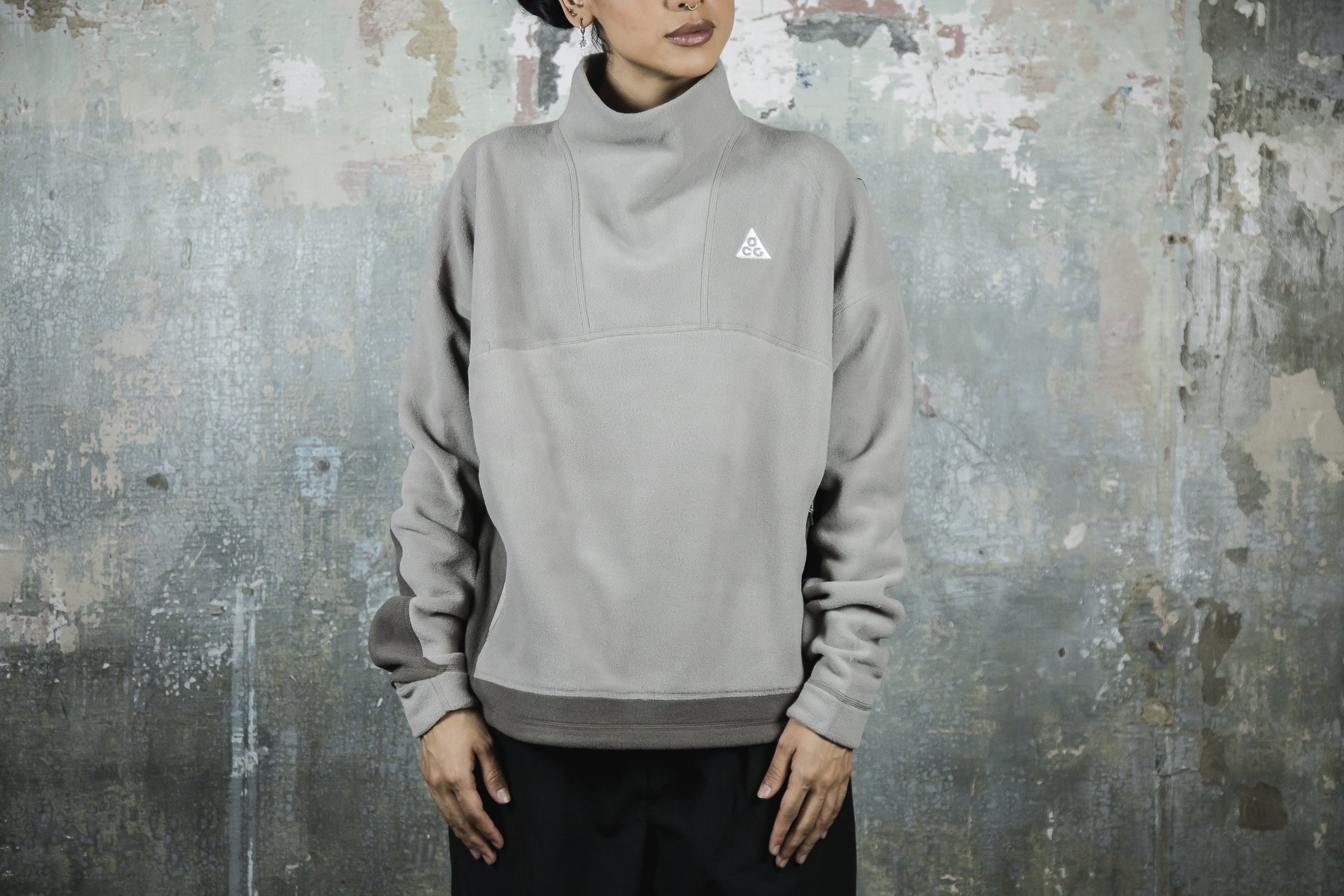 Women's Nike ACG Wolf Tree Sweatshirt | Lust México
