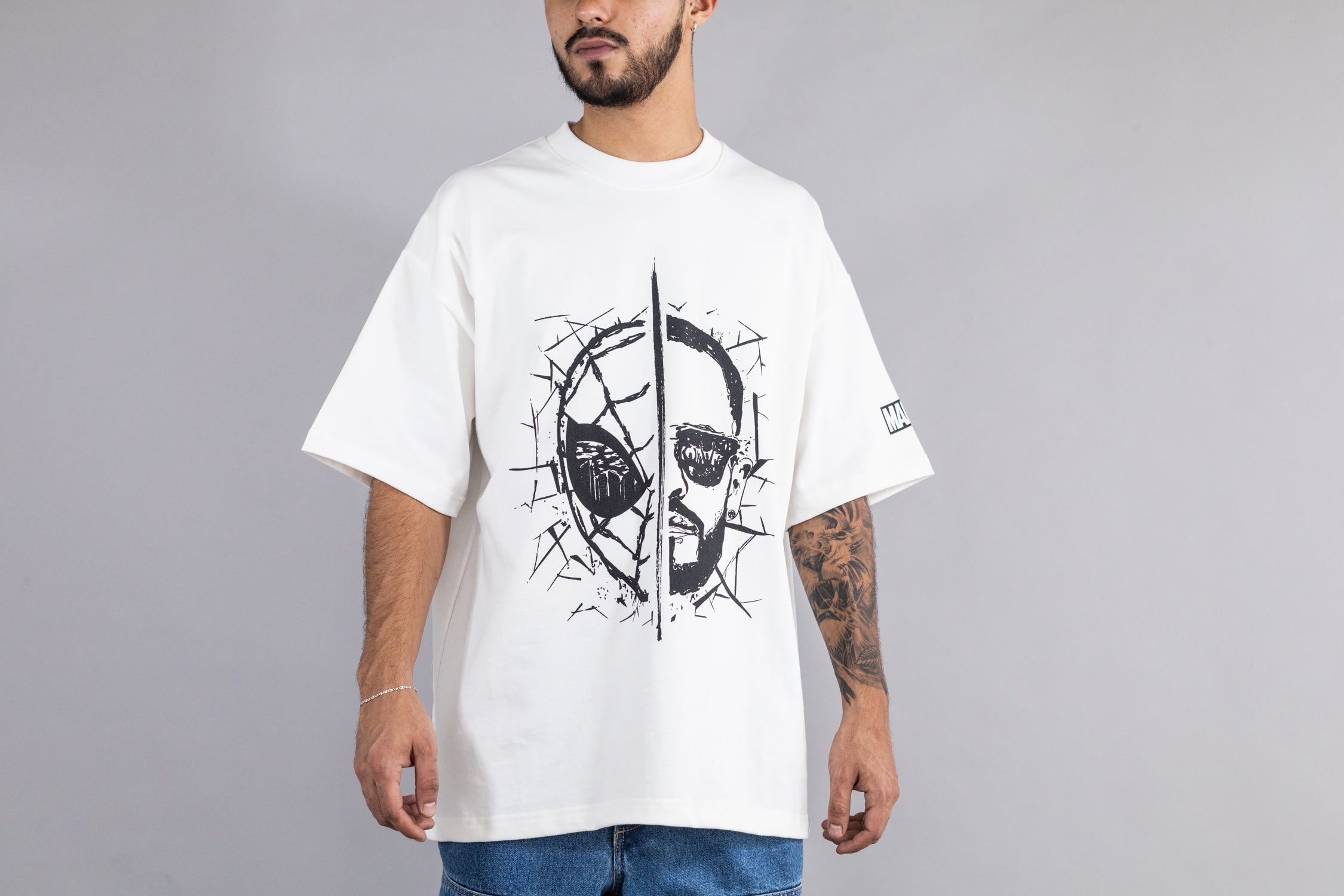 Lust x Yandel Mask-Face Tee | Lust México